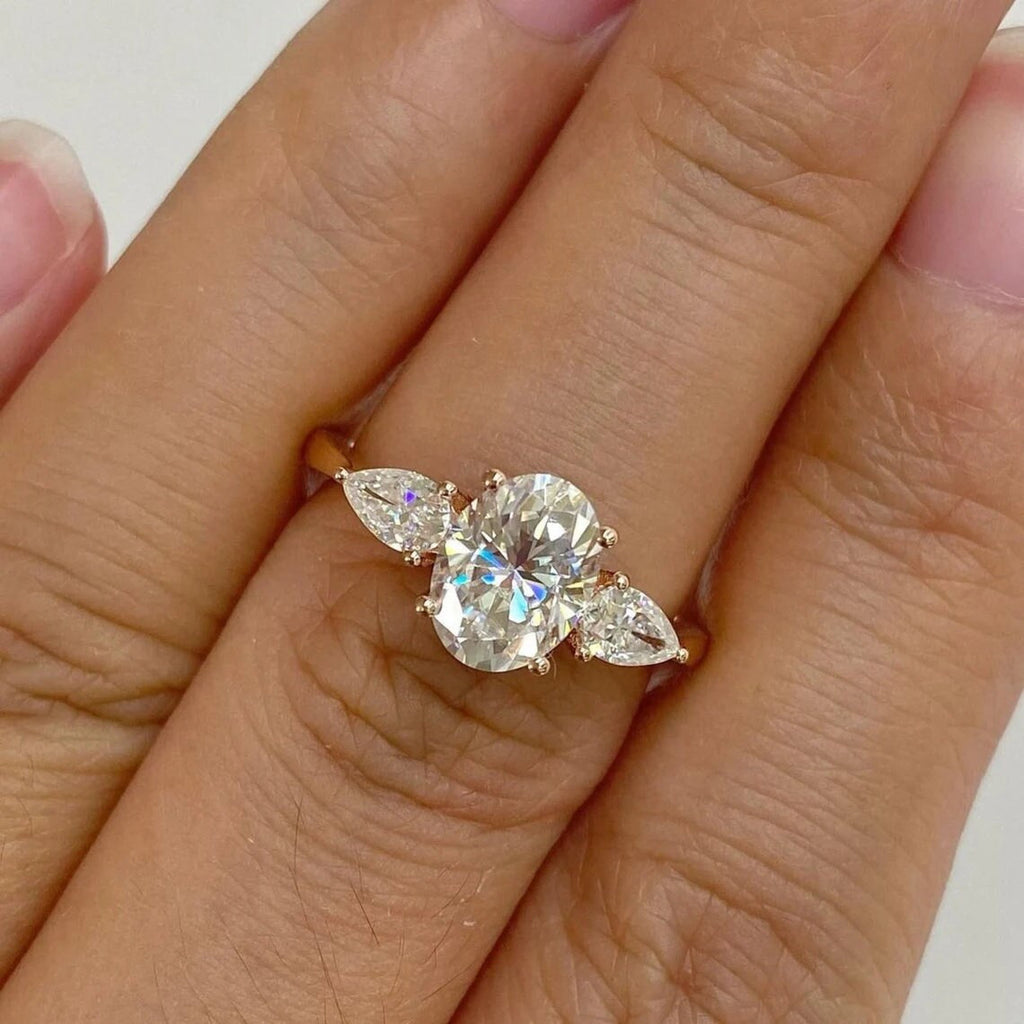 2 ct 3 stone diamond ring store